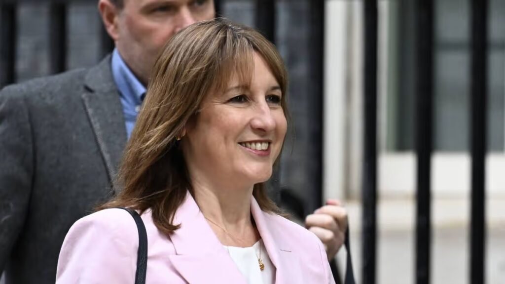State pension £25,140 tax threshold decision big update as MP showdown ...